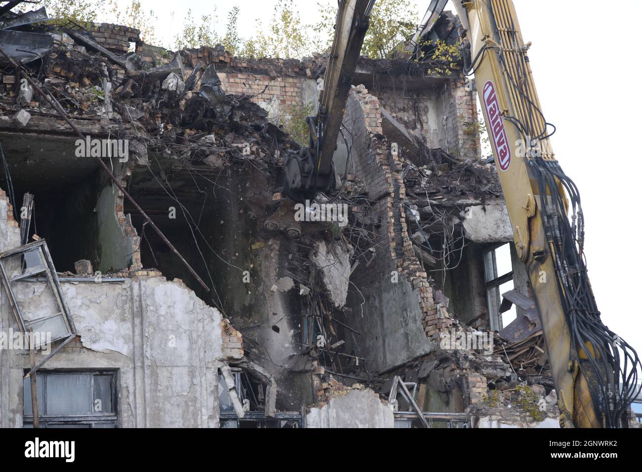 Demolition tools hi-res stock photography and images - Alamy