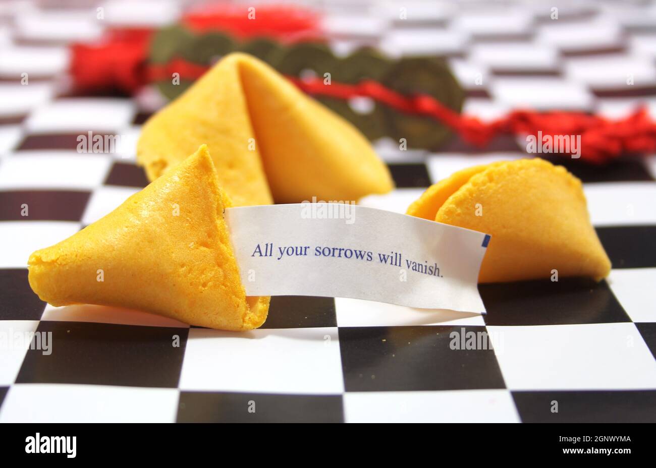 Broken Fortune Cookie With Positive Message Stock Photo - Alamy Broken Fortune Cookie With Positive Message Stock Photo - Alamy