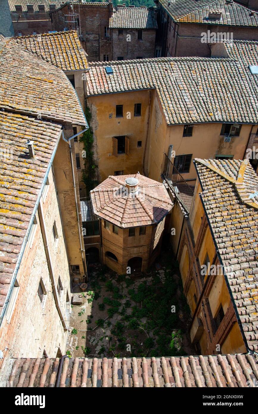 The historic centre of Siena has been declared by UNESCO a World ...