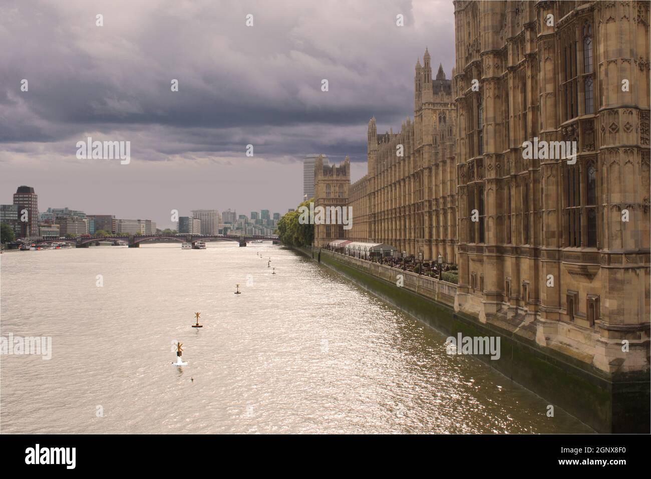London fime thames and english parliament Stock Photo - Alamy