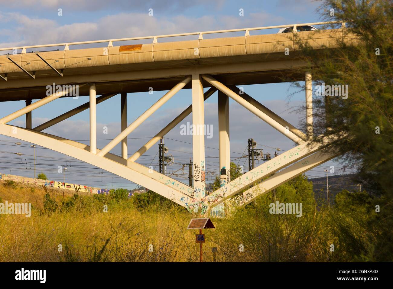 Modern bridge to cross the river Stock Photo - Alamy