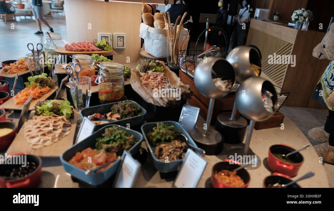 Noon visitor hi-res stock photography and images - Alamy