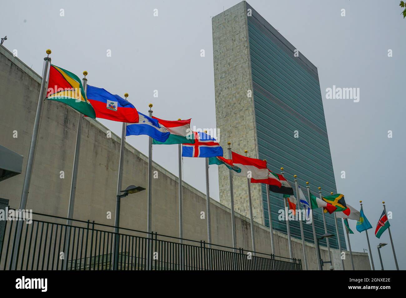 United Nations Headquarters (New York, USA). Shooting Location: New ...