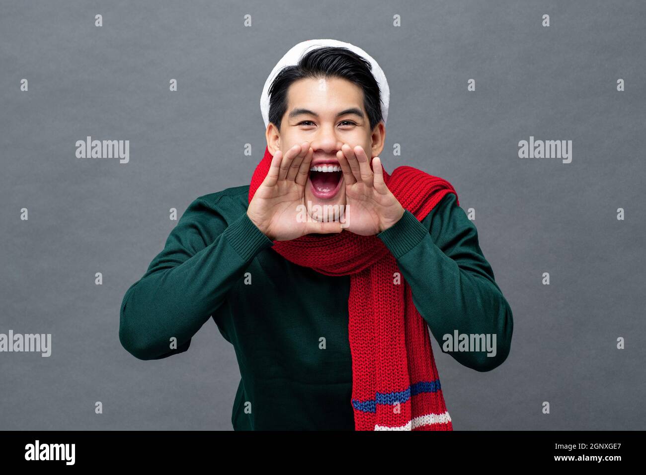 Yell hands cupping mouth hi-res stock photography and images - Alamy