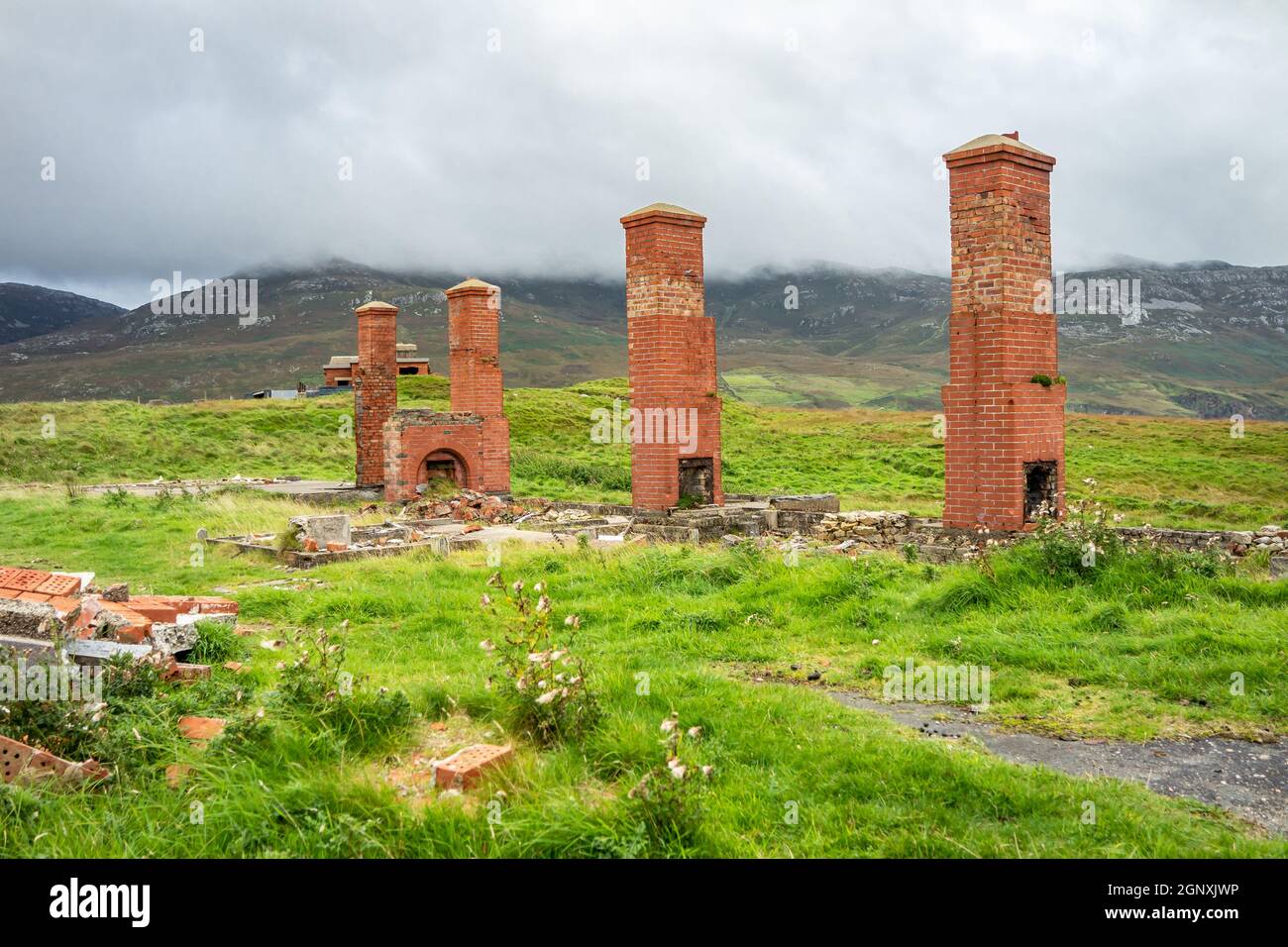 The ruins of Lenan Head fort at the north coast of County Donegal ...