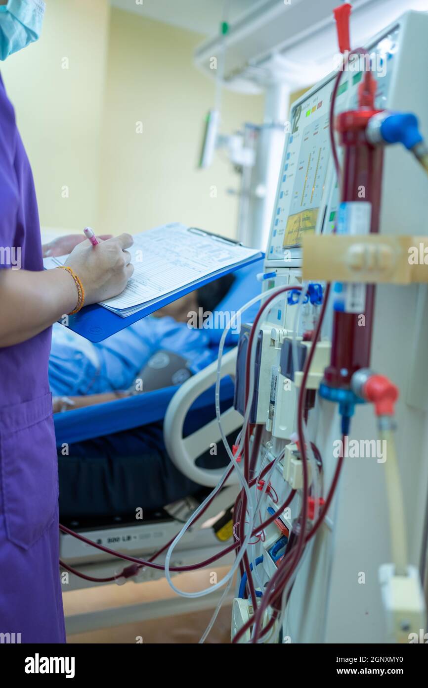 Continuous renal replacement therapy hi-res stock photography and ...