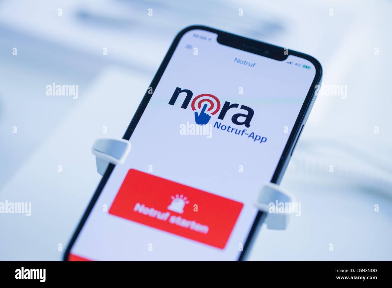 Duesseldorf, Germany. 28th Sep, 2021. The new emergency call app Nora ...