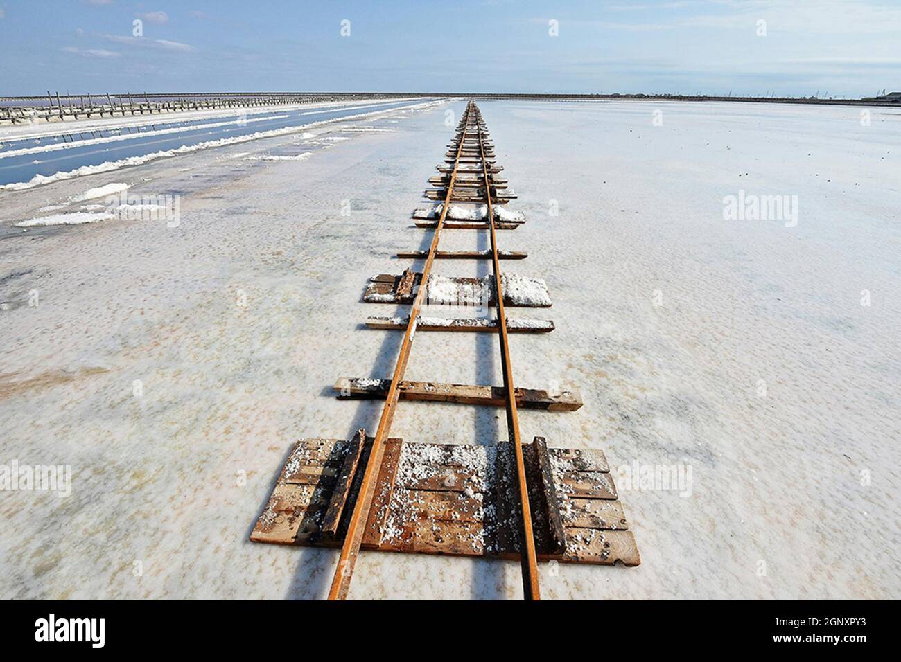 Deposit of table salt. Salt extraction. Deposit of table salt. Salt ...