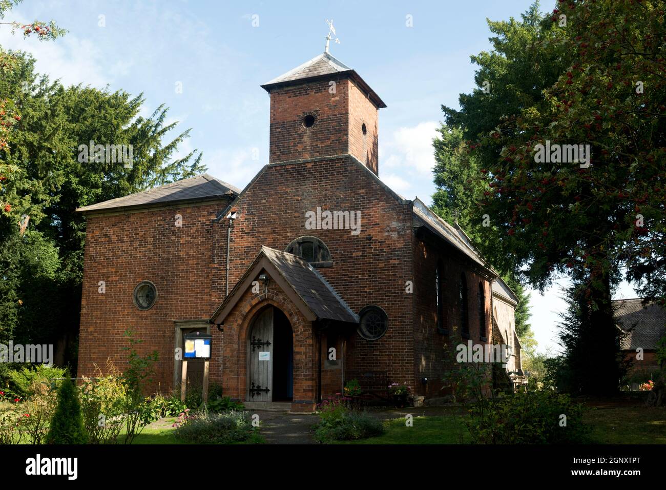 Parish church england brick hi-res stock photography and images - Alamy