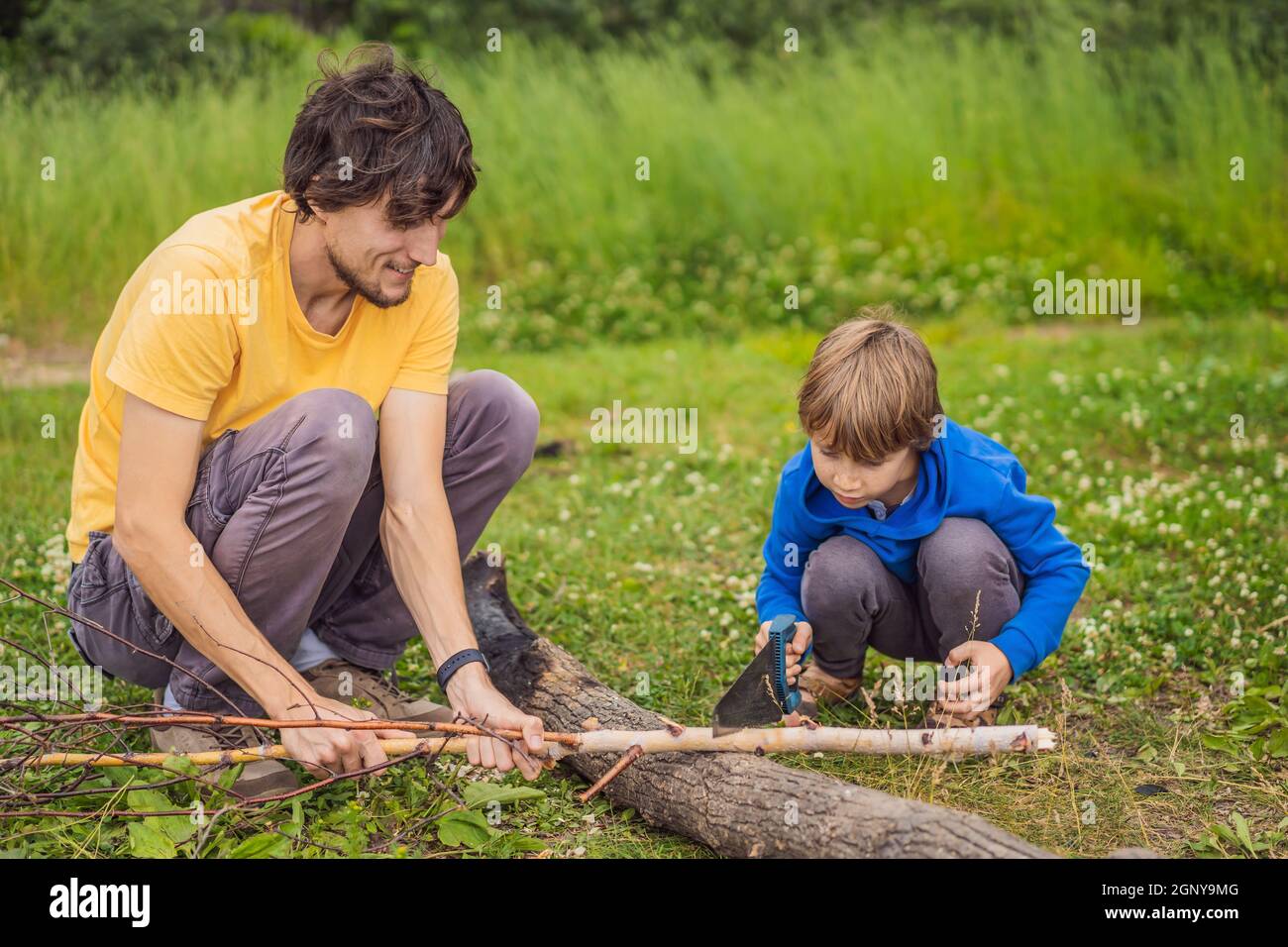 Father teach son craft hi-res stock photography and images - Alamy