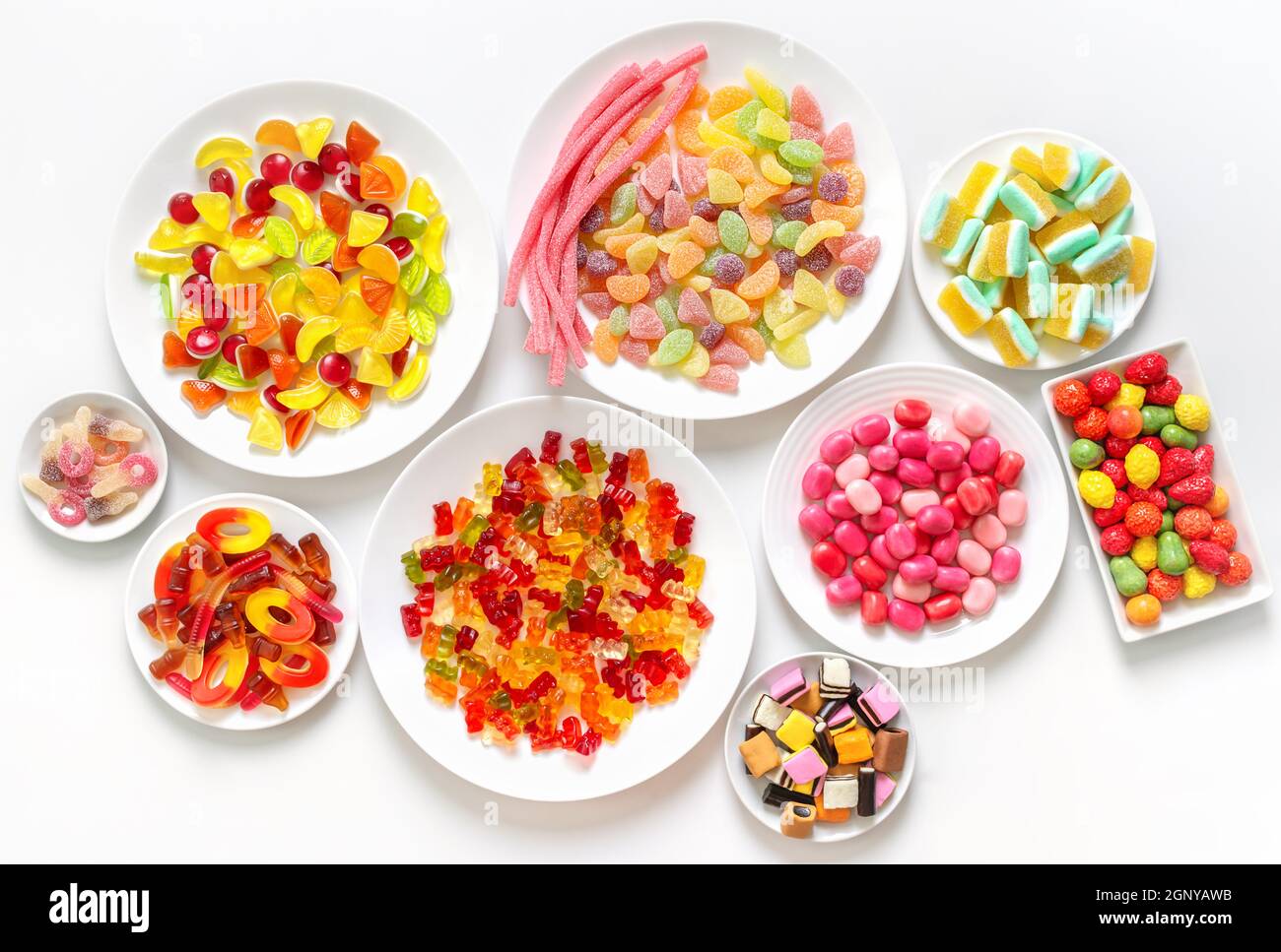 Multicolor plates hi-res stock photography and images - Alamy