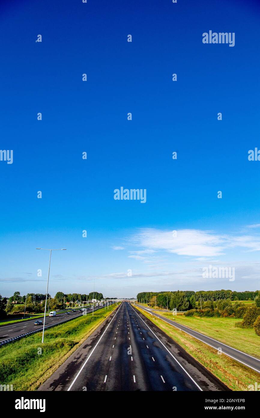 The A12 will be closed to all traffic. The highway to The Hague will be ...