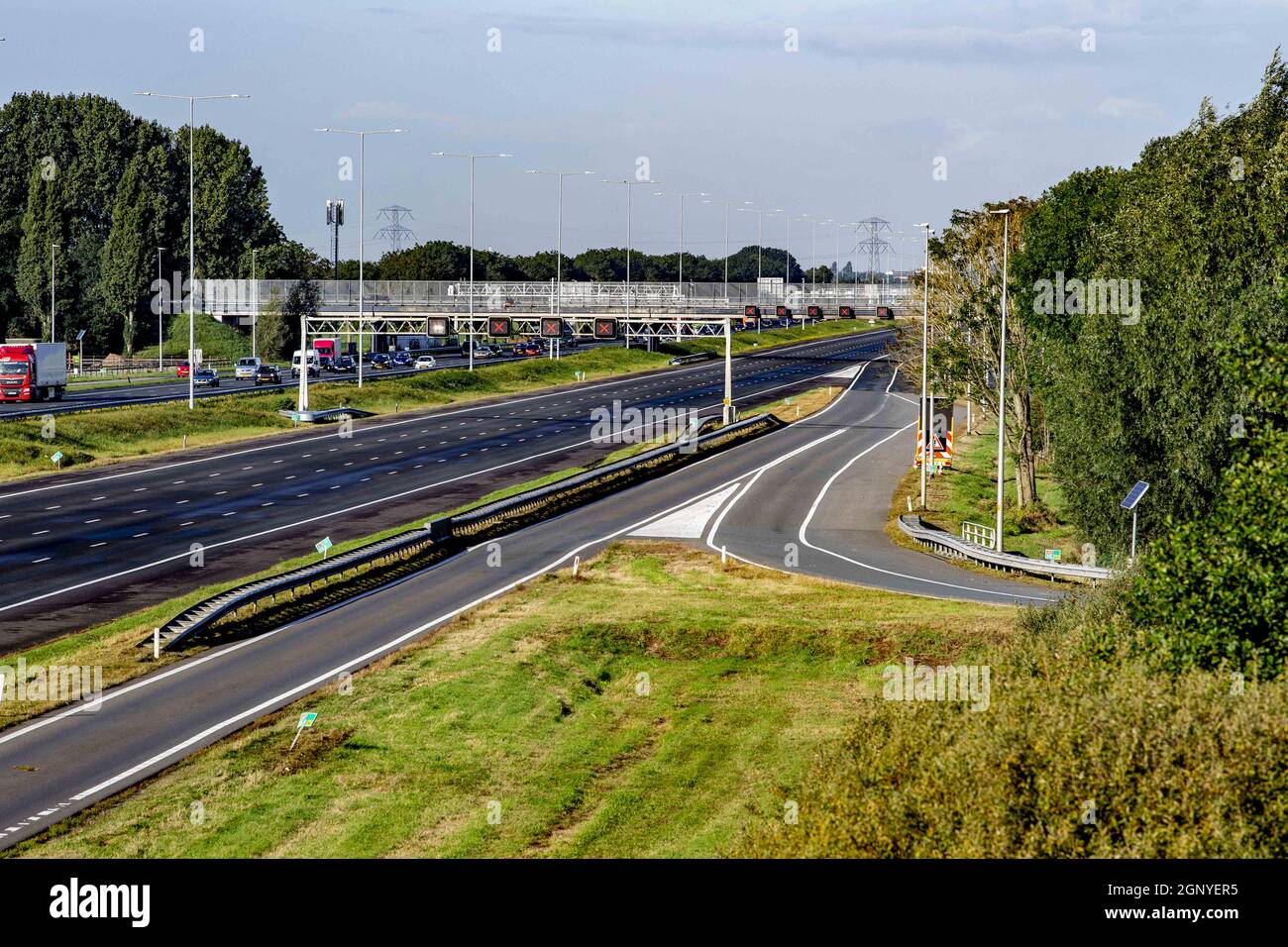 The A12 will be closed to all traffic. The highway to The Hague will be ...