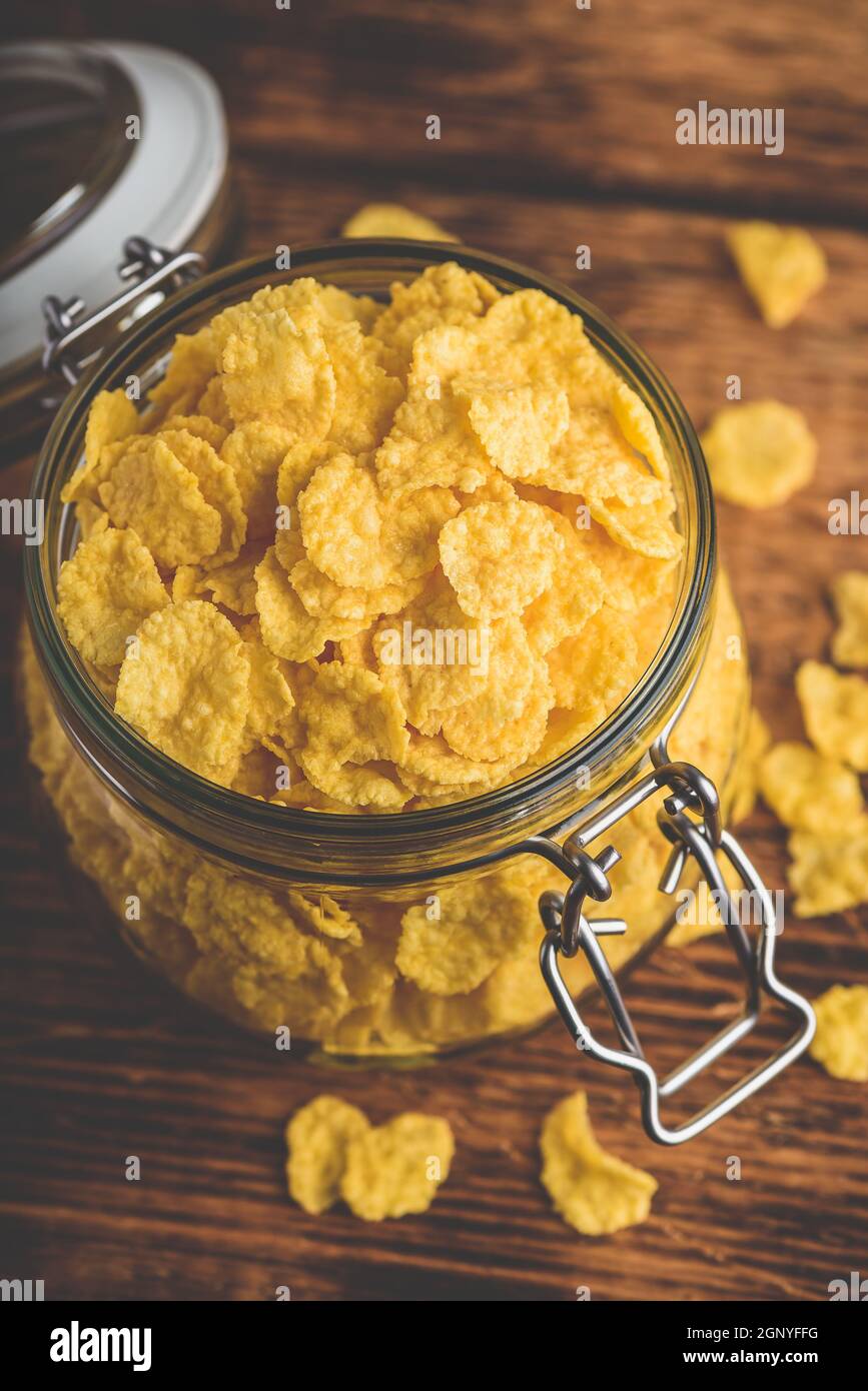 Corn flakes in glass jar hi-res stock photography and images - Alamy