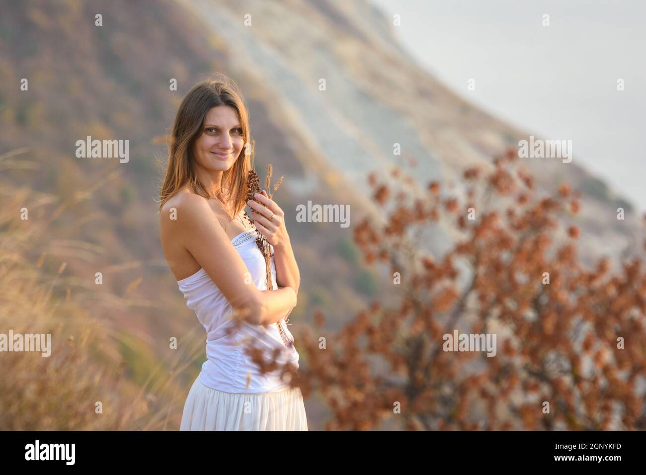 Girl traveler enjoys view mountain hi-res stock photography and images ...