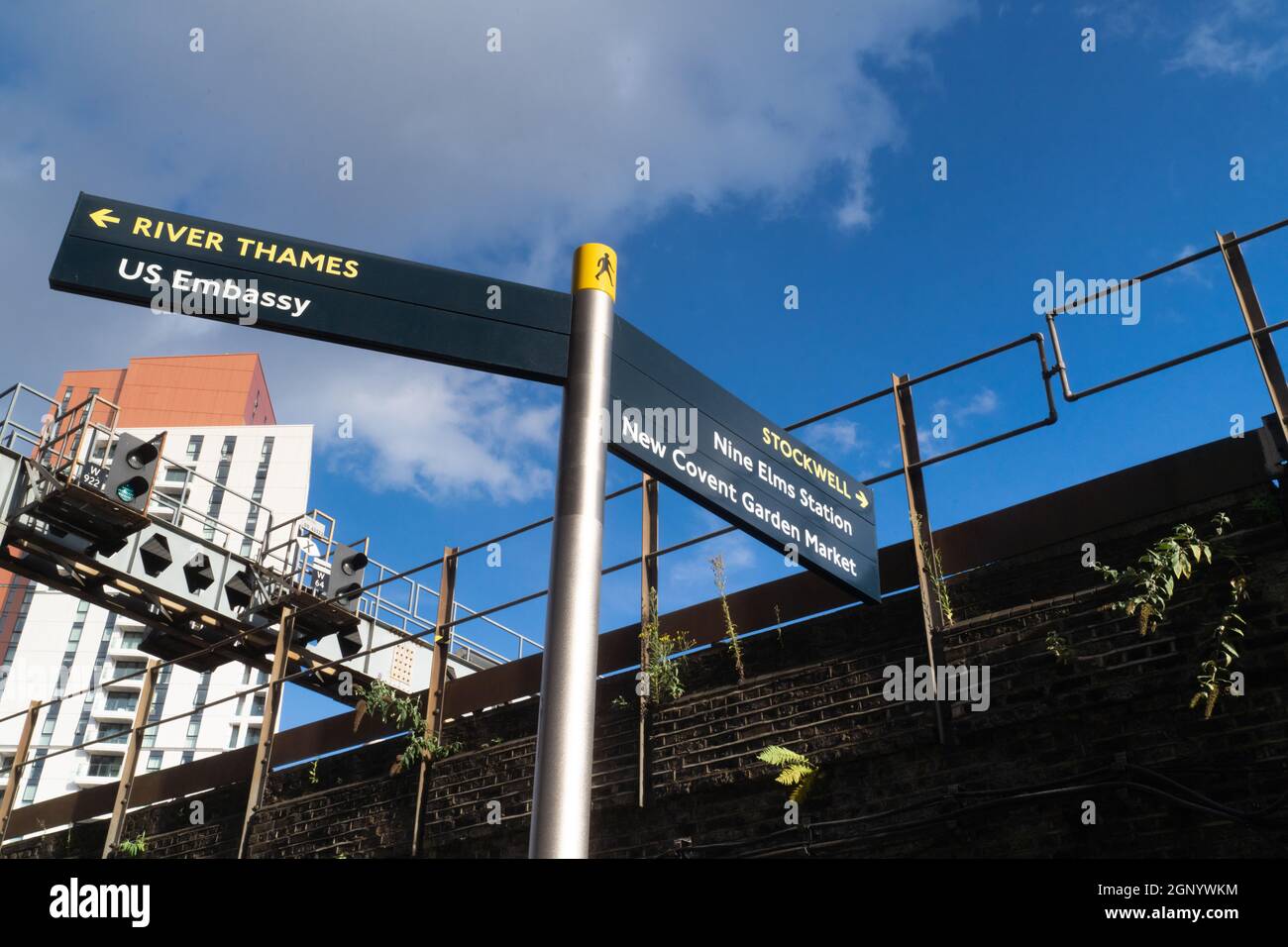 Legible london signpost, Nine Elms, Wandsworth, London, England Stock ...