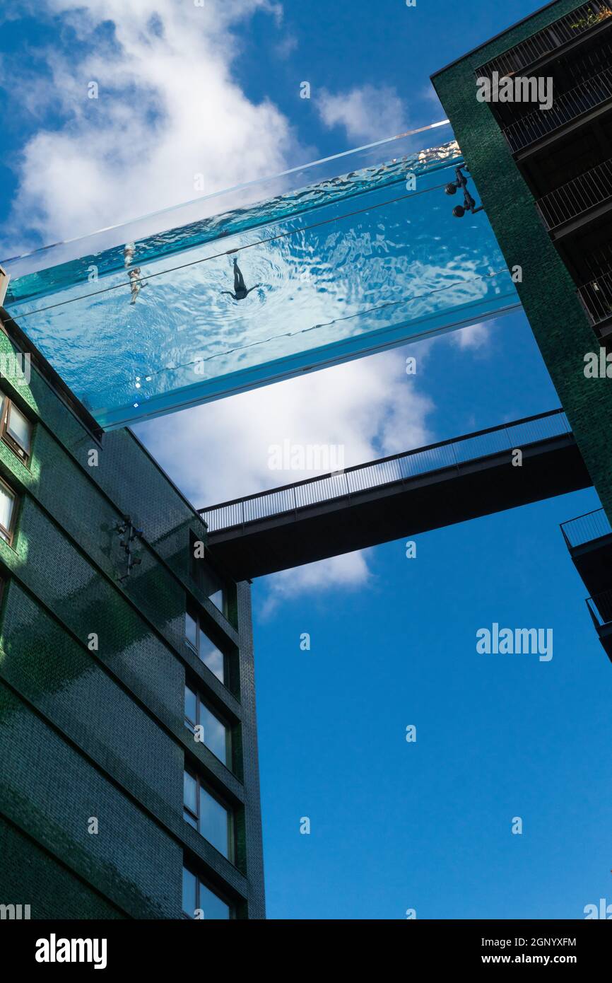 The Sky Pool, Embassy Gardens, EcoWorld Ballymore, Nine Elms ...