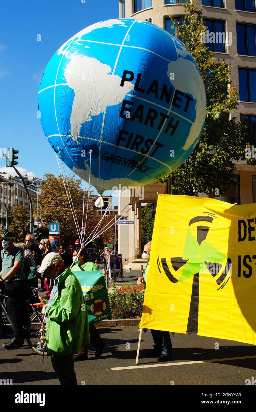 FRANKFURT, GERMANY - Sep 24, 2021: Greenpeace at a Fridays for Future ...