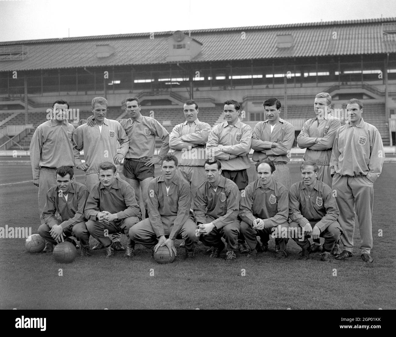 Roger hunt front row hi-res stock photography and images - Alamy