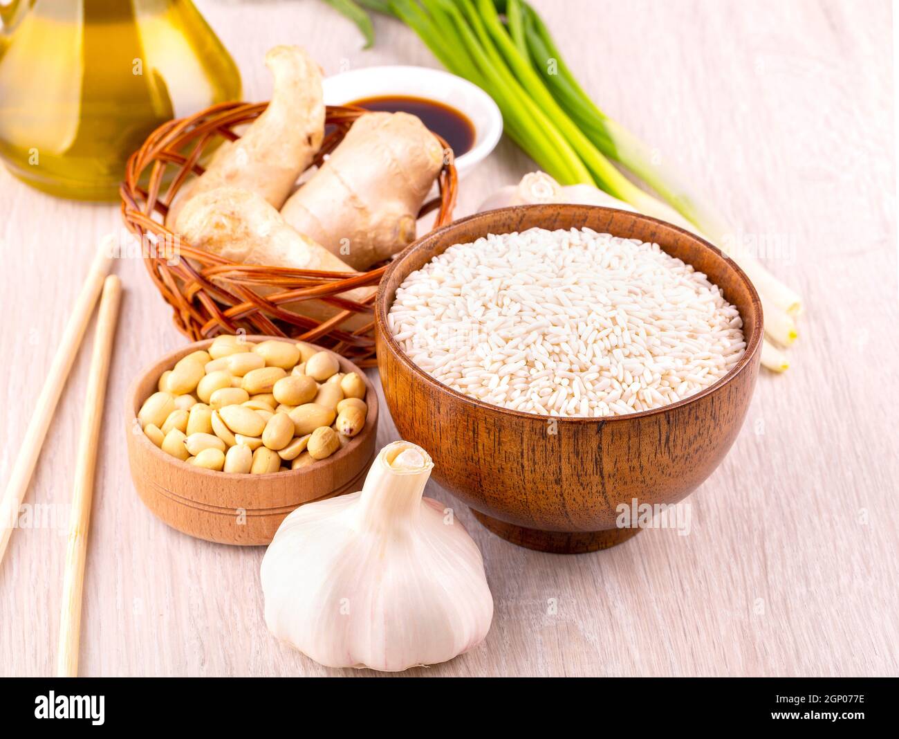 Hunan dishes hi-res stock photography and images - Alamy