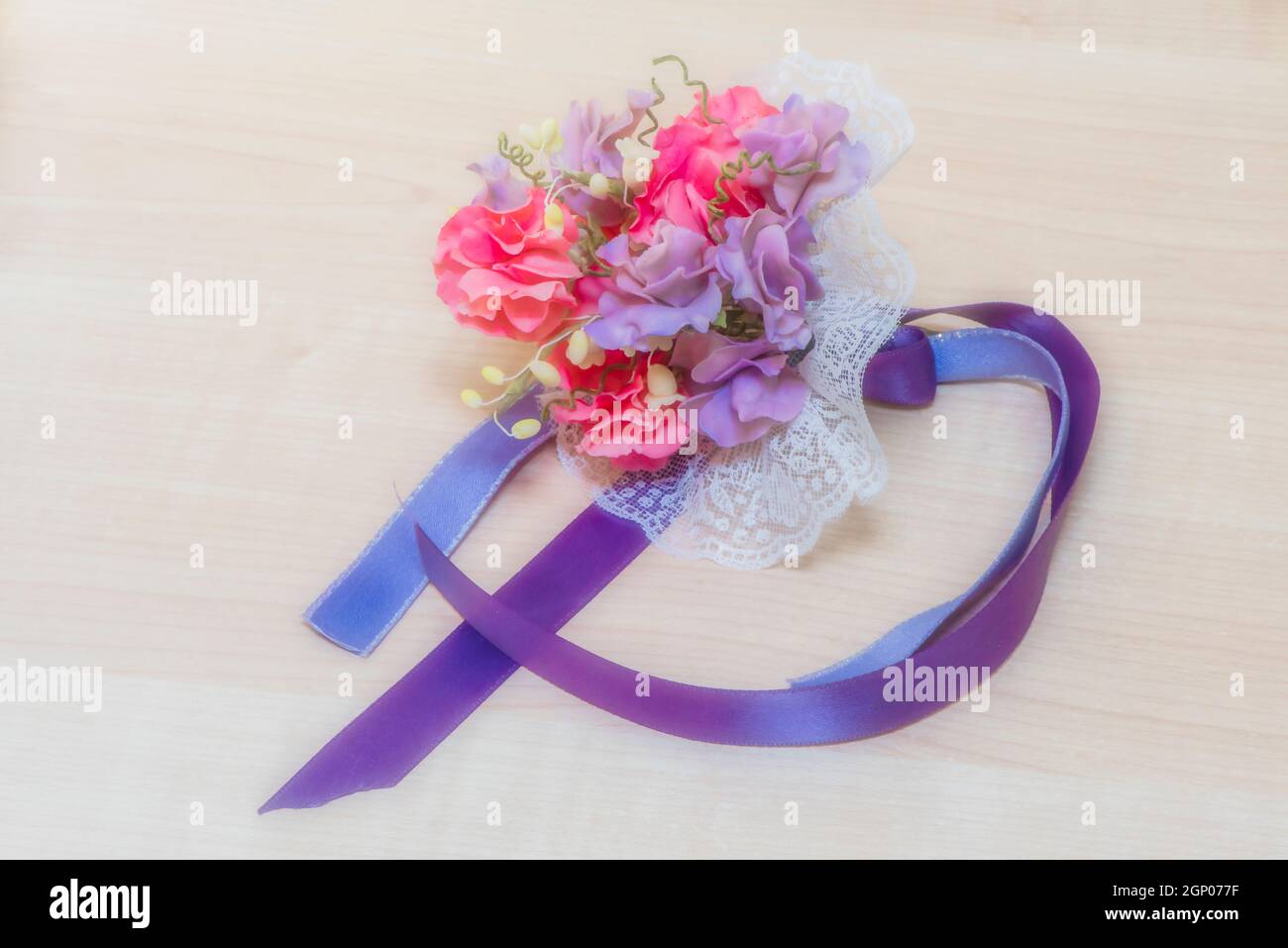 Example of a flower bouquet and the patience needed to construct works ...