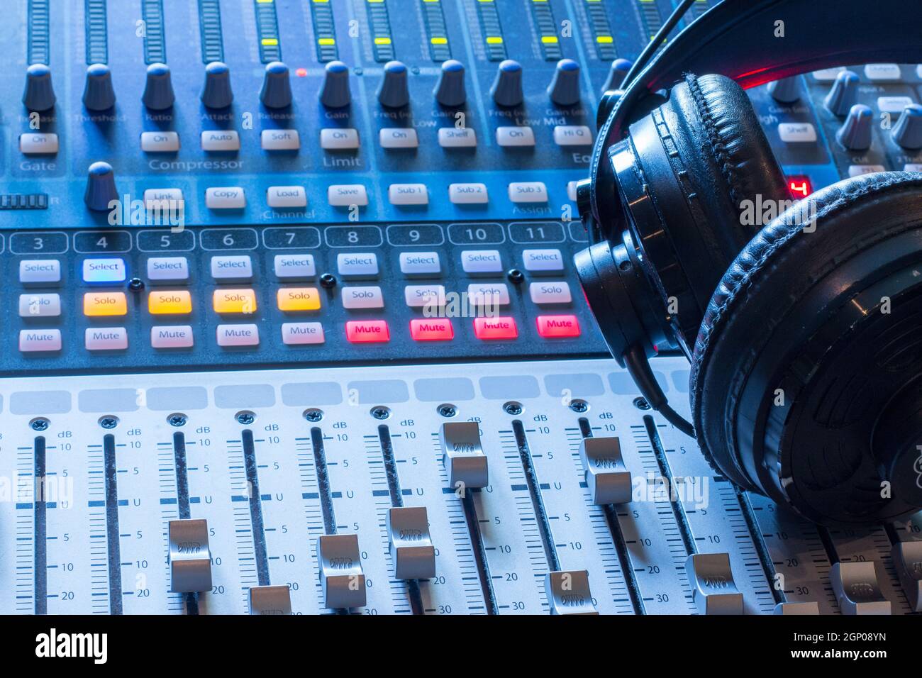 Professional sound recording studio: Headphones on a mixer desk, Radio ...
