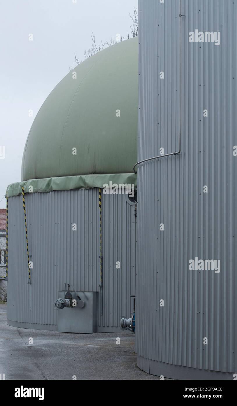 Tower silage hi-res stock photography and images - Alamy
