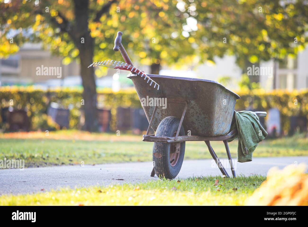 Wheelbarrow graveyard hi-res stock photography and images - Alamy