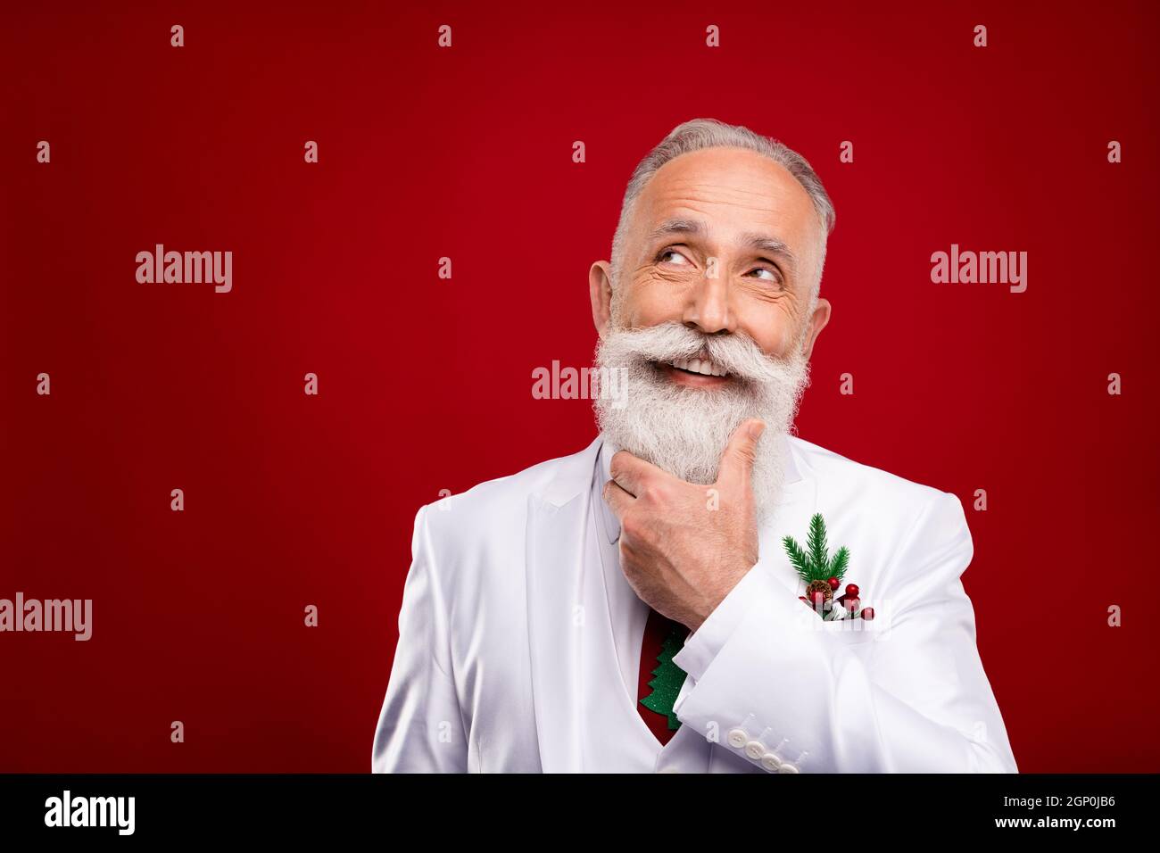 Photo of old dreamy minded happy man look empty space hand chin beard ...