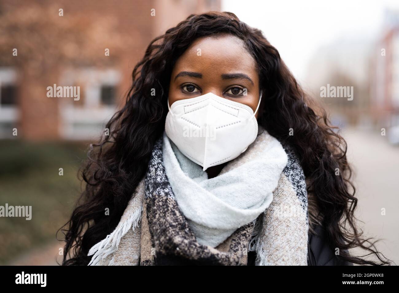 African American Woman Wearing N95 Medical Face Mask Stock Photo - Alamy