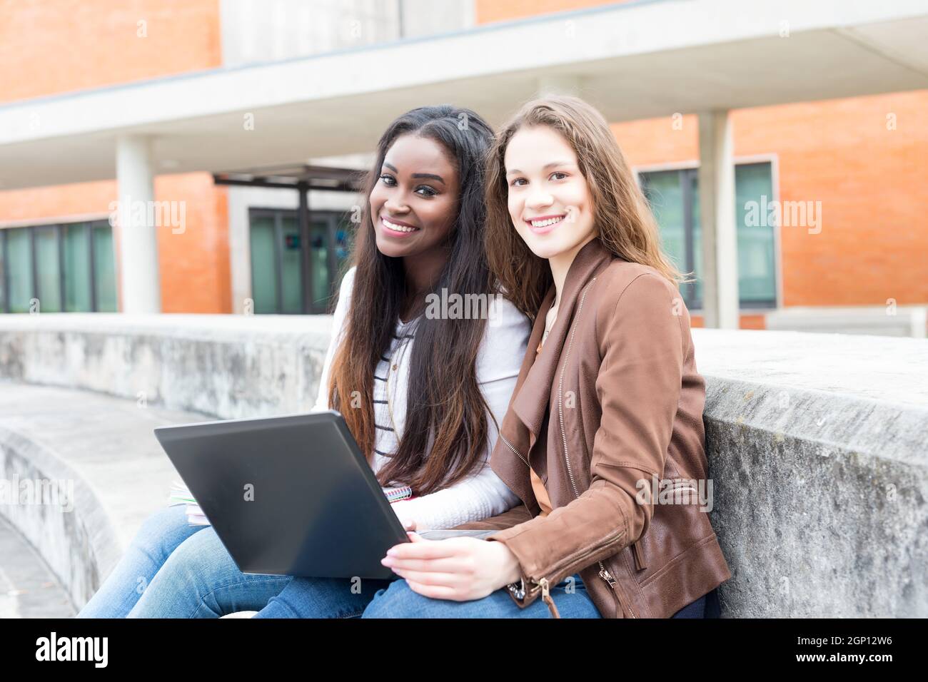 Group multi ethnic young students at the university campus Stock Photo ...