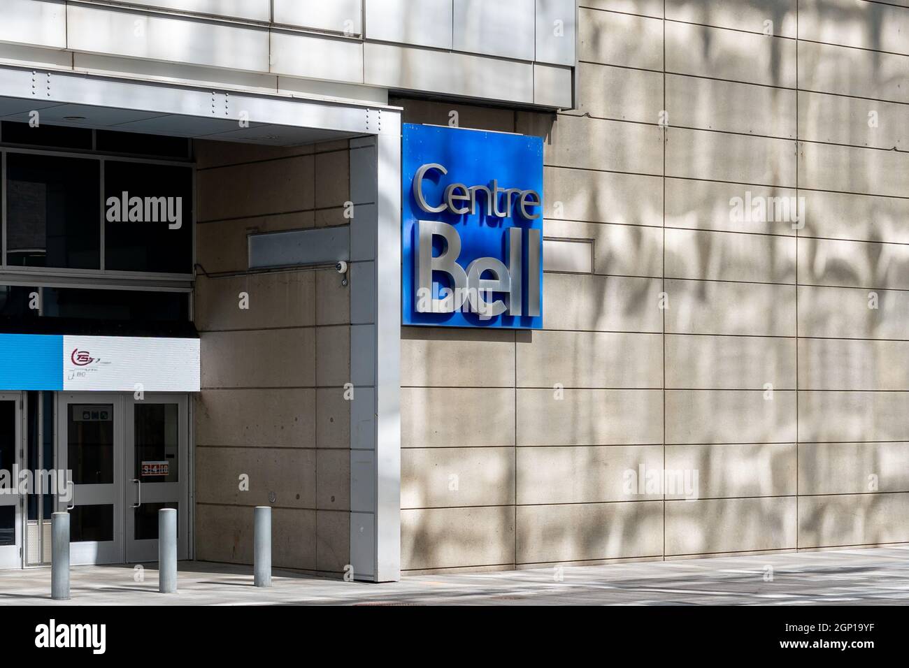 Bell centre montreal hi-res stock photography and images - Alamy