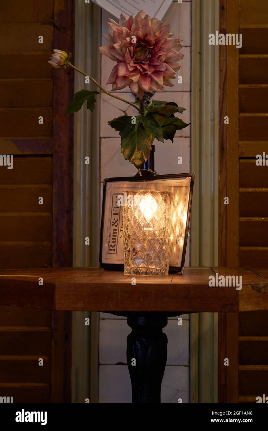 Coffee Barker, Cardiff. A retro-styled coffee shop in The Castle Arcade ...