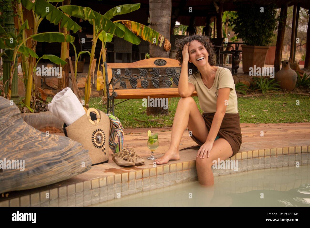 Sitting bench pool hi-res stock photography and images - Alamy