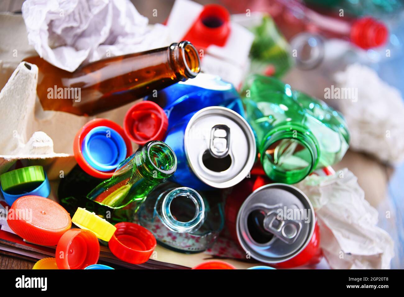 Recyclable garbage consisting of glass, plastic, metal and paper Stock ...