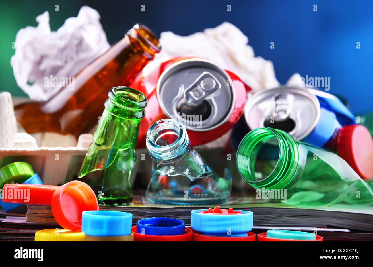 Recyclable garbage consisting of glass, plastic, metal and paper Stock ...