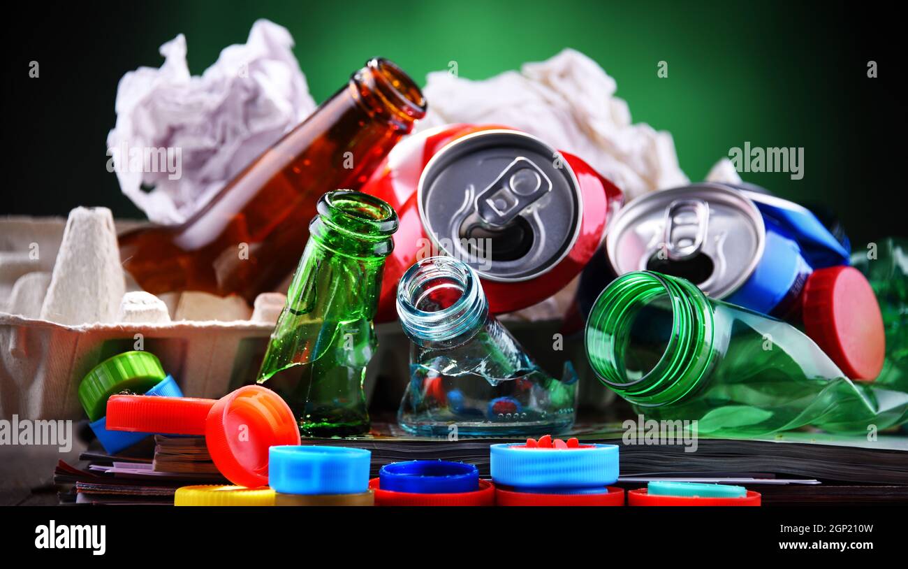 Recyclable garbage consisting of glass, plastic, metal and paper Stock ...