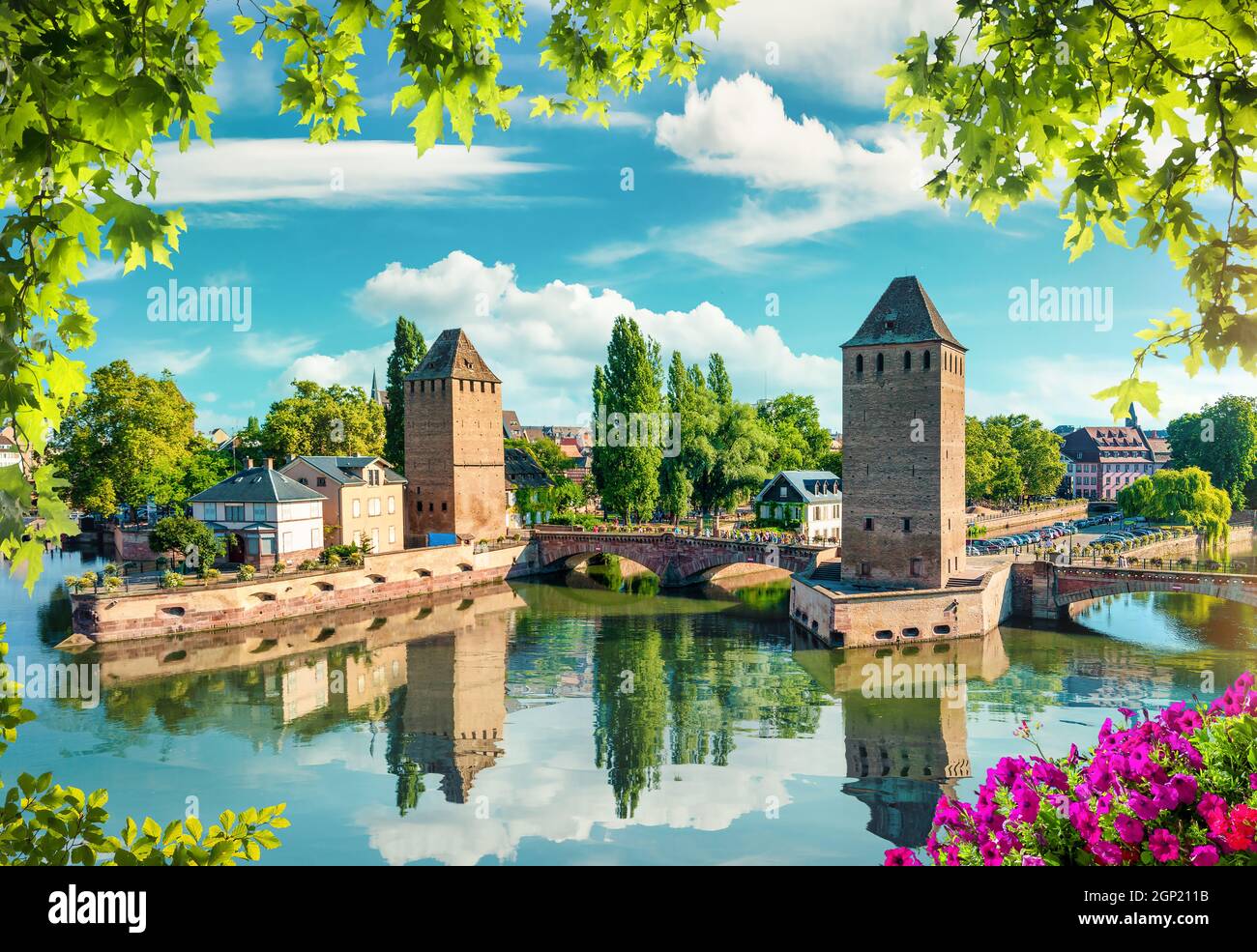 The covered bridges of strasbourg hi-res stock photography and images ...