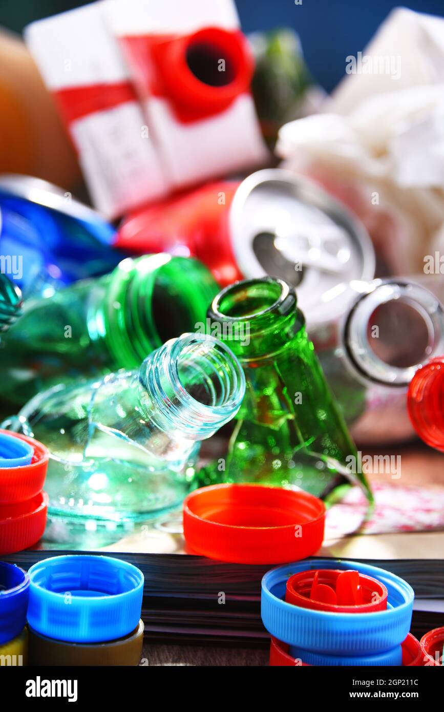 Recyclable garbage consisting of glass, plastic, metal and paper Stock ...