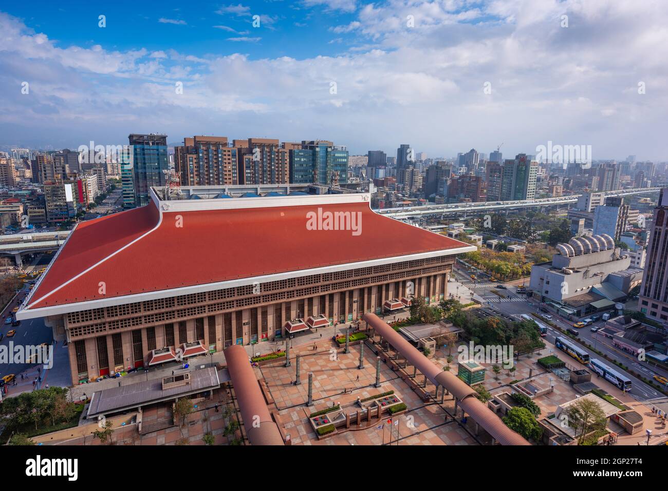 Taipei, Taiwan downtown skyline over Taipe Station Stock Photo - Alamy