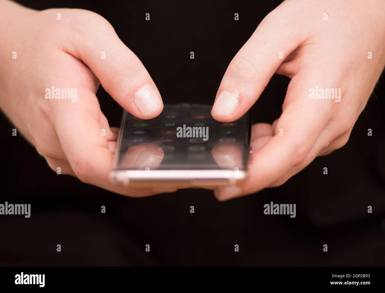 Mobile communication technology hi-res stock photography and images - Alamy