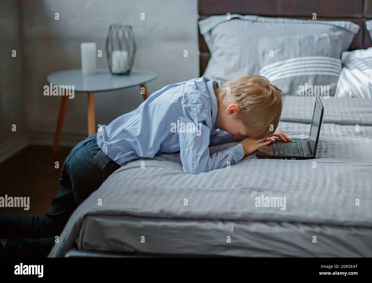 Indian disable hi-res stock photography and images - Alamy