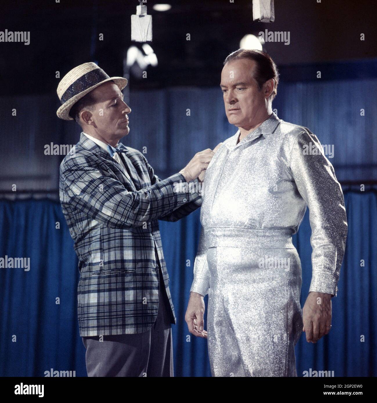 THE ROAD TO HONG KONG, from left: Bing Crosby, Bob Hope, 1962 Stock ...