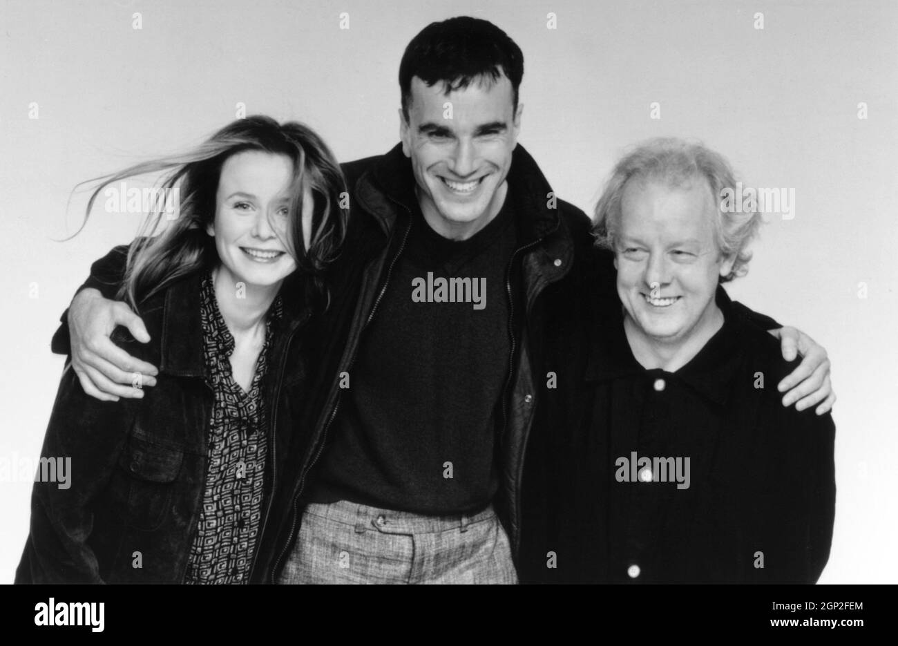 THE BOXER, from left: Emily Mortimer, Daniel Day-Lewis, director Jim ...