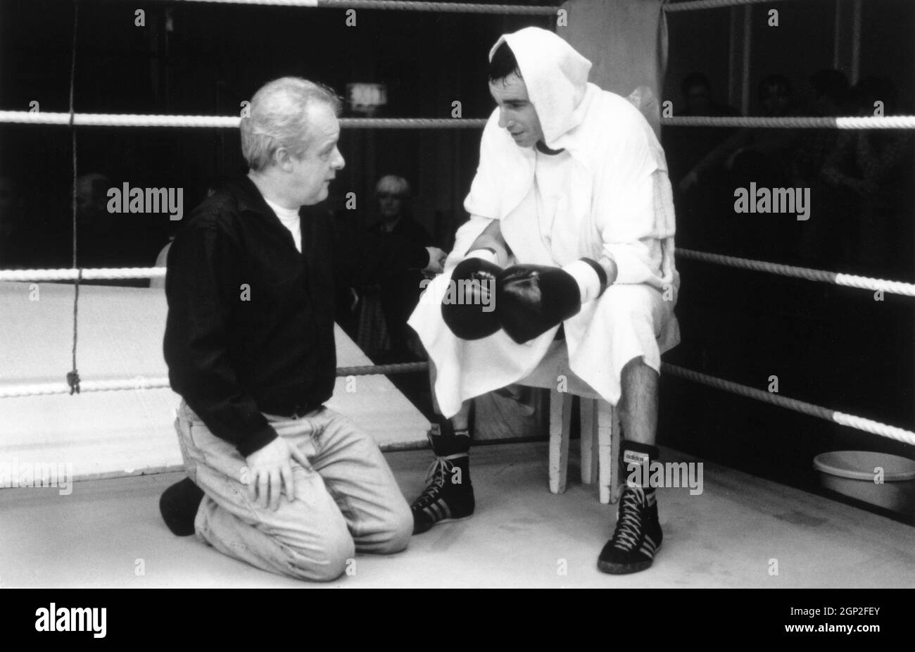 The boxer daniel day lewis hi-res stock photography and images - Alamy