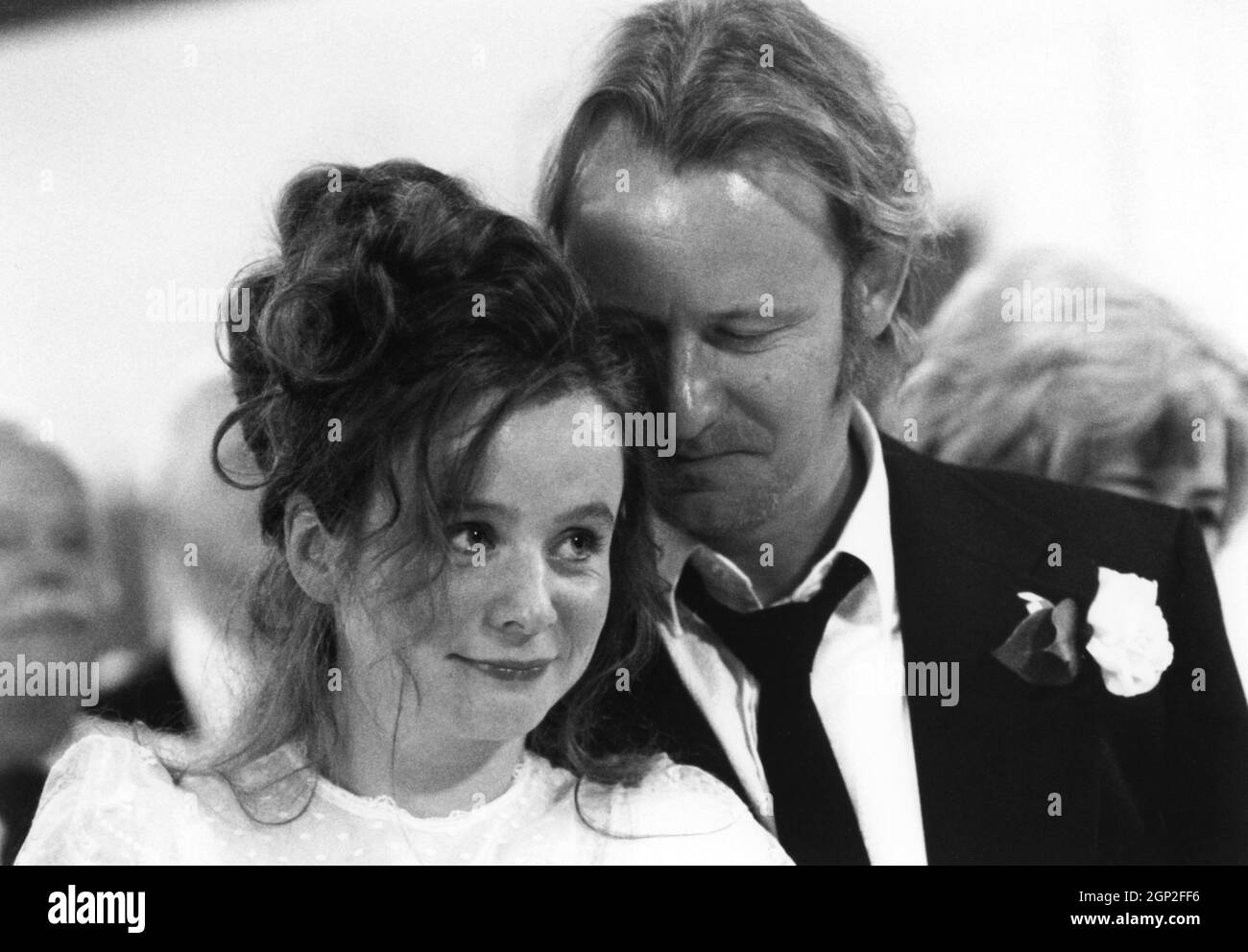 BREAKING THE WAVES, from left: Emily Watson, Stellan Skarsgard, 1996 ...