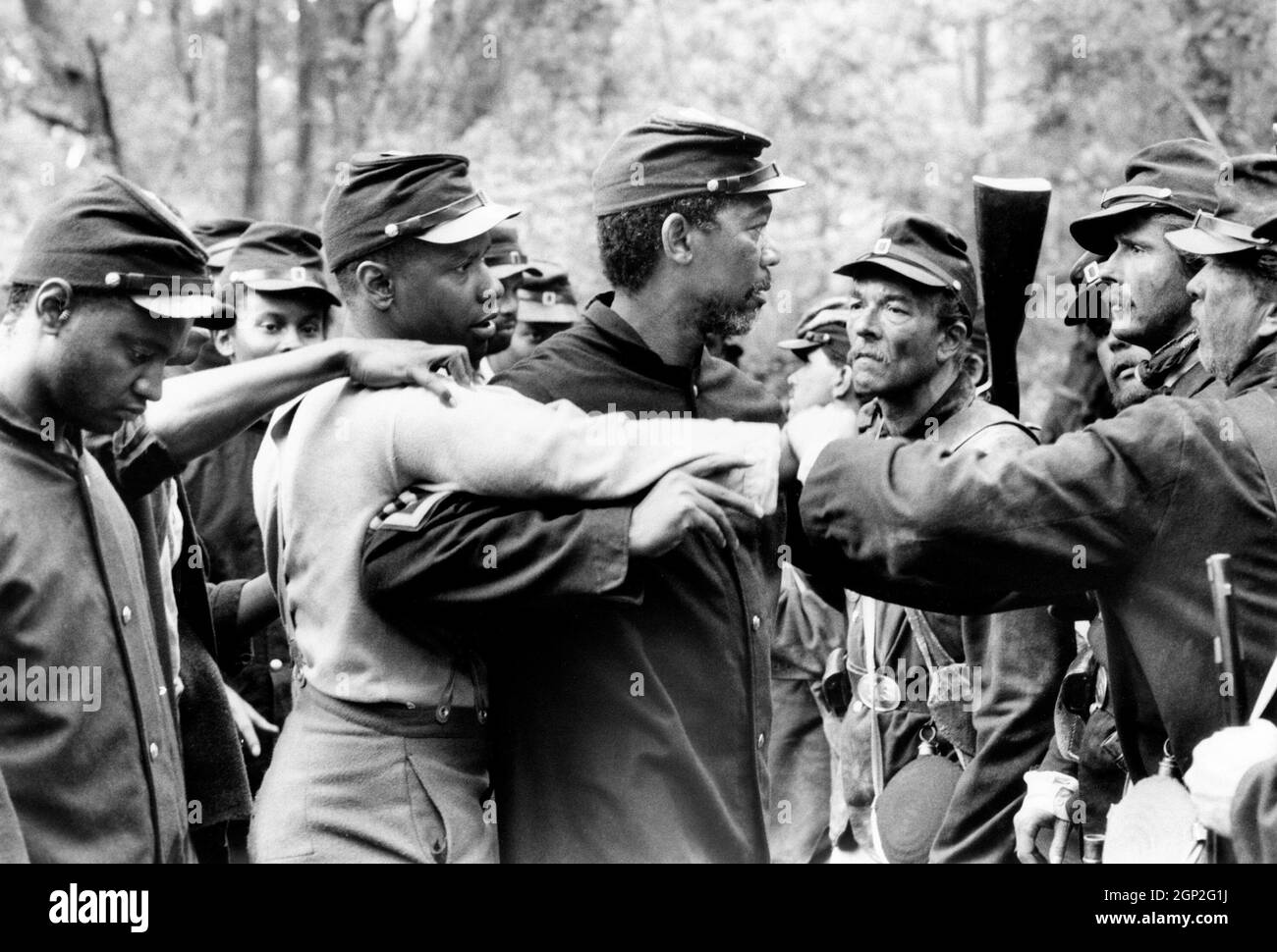 GLORY, from left: Jihmi Kennedy, Denzel Washington, Morgan Freeman ...