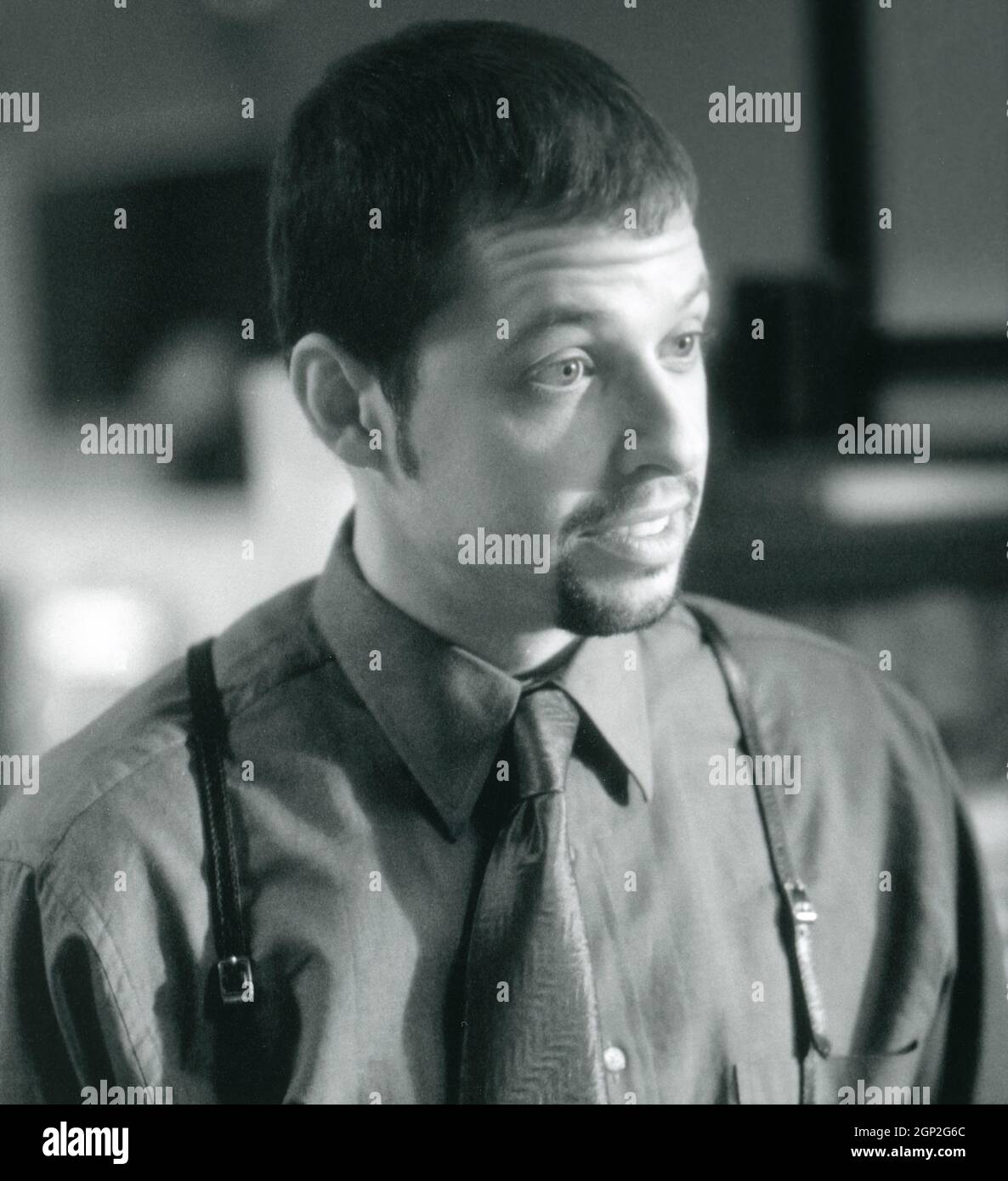 HOLY MAN, Jon Cryer, 1998. ph: Jon Farmer © Buena Vista Pictures ...
