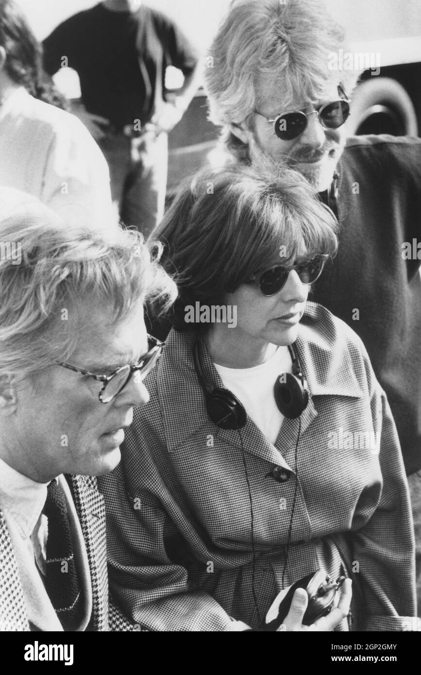 I LOVE TROUBLE, from left: Nick Nolte, producer/writer Nancy Meyers ...
