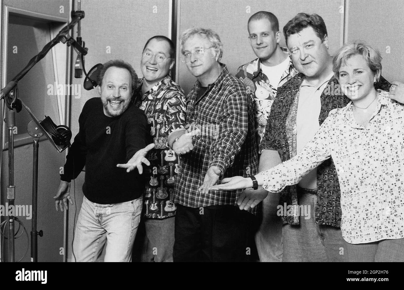 MONSTERS INC., from left: Billy Crystal, John Lasseter, executive ...